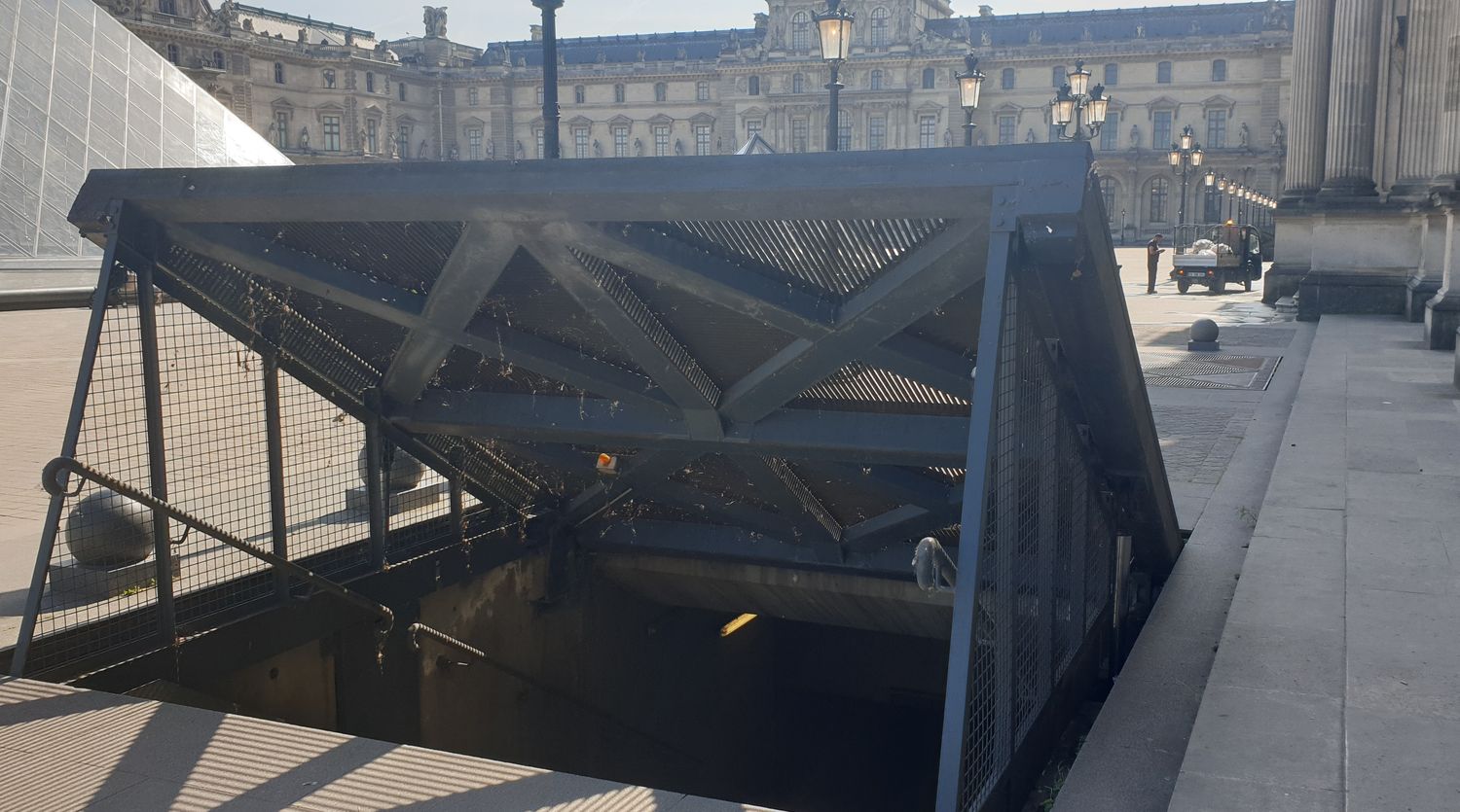 Trappes d’évacuations de la Cour Napoléon – Paris (75) - Setec Ism